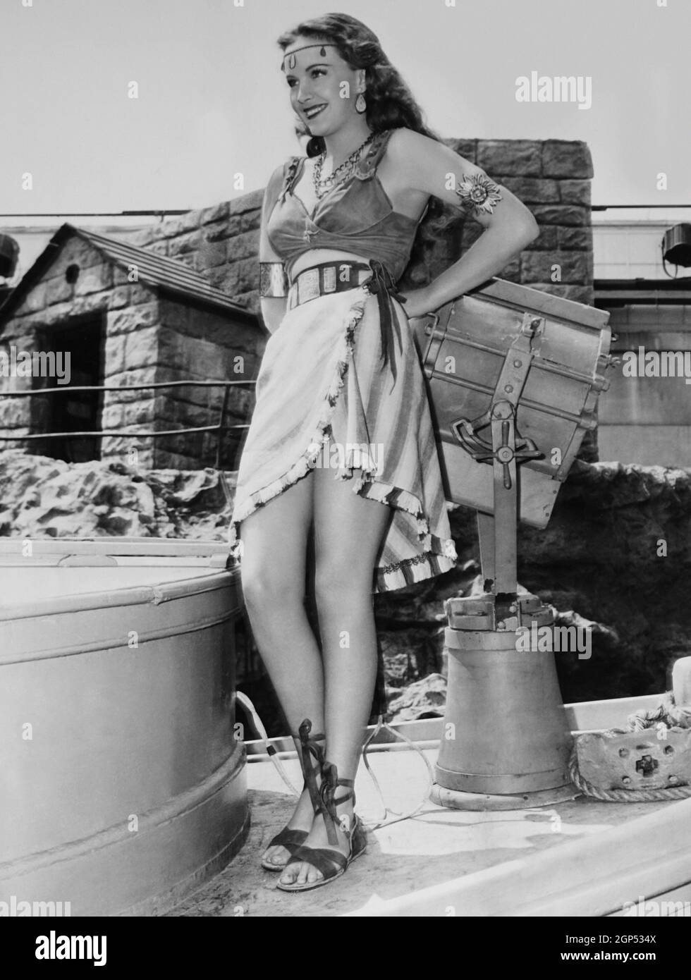 TARZAN TRIUMPHS, Frances Gifford on set, 1942 Stock Photo - Alamy