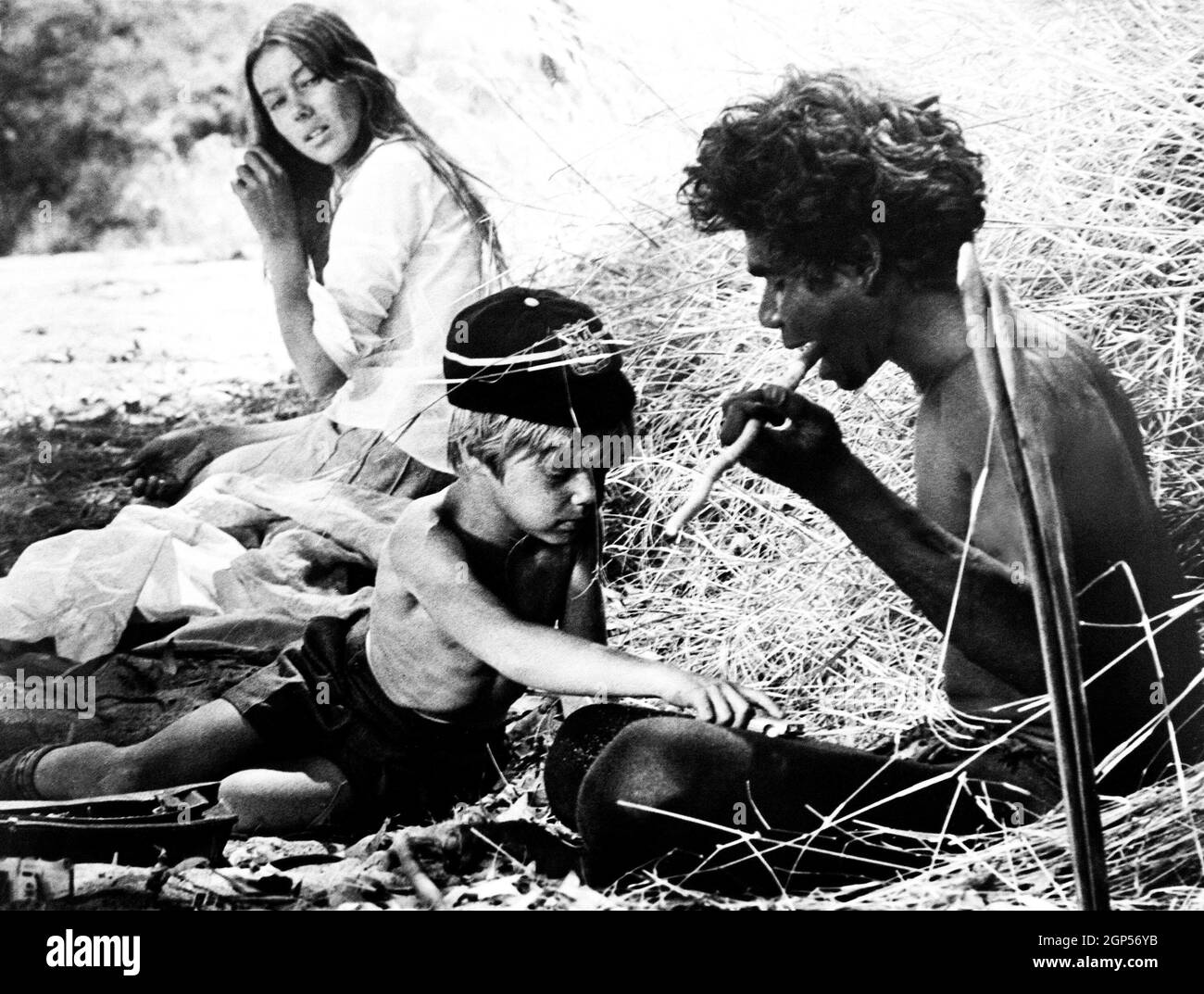 WALKABOUT, from left, Jenny Agutter, Lucien John, David Gulpilil, 1971 ...