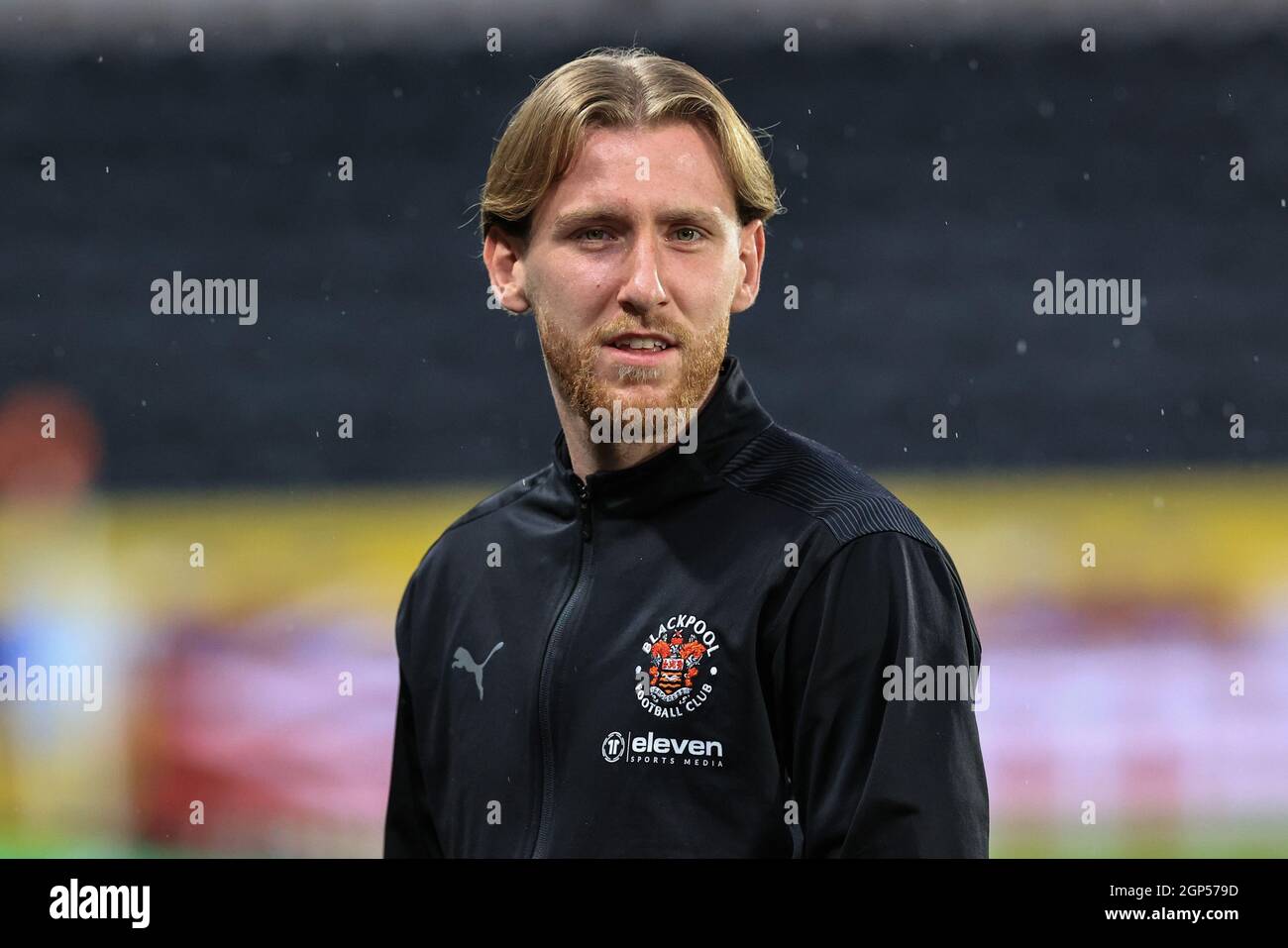 Josh Bowler #11 of Blackpool arrives at the MKM Stadium Stock Photo - Alamy