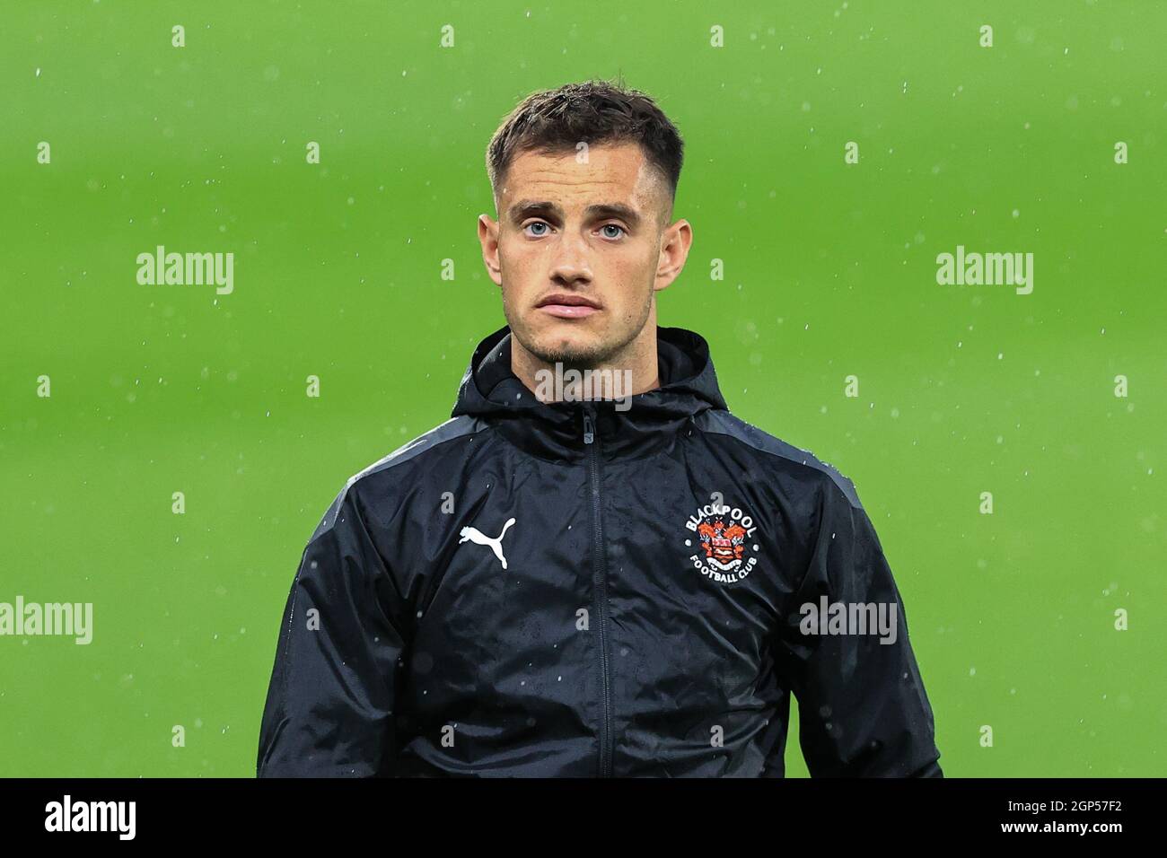 Jerry Yates #9 of Blackpool arrives at the MKM Stadium Stock Photo - Alamy