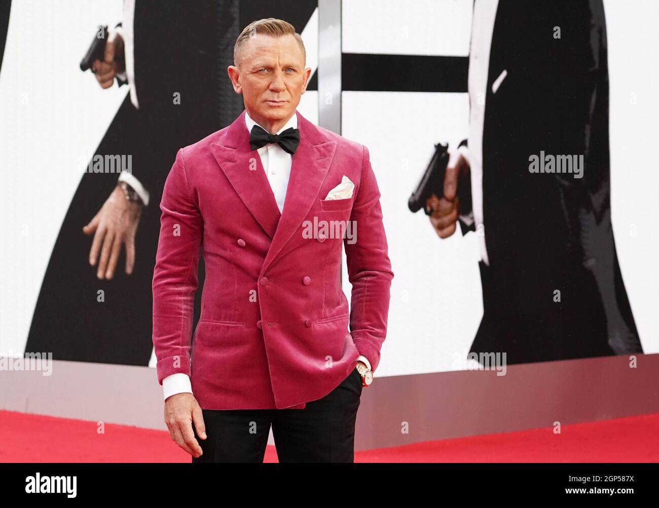 Daniel Craig attending the World Premiere of No Time To Die, at the ...