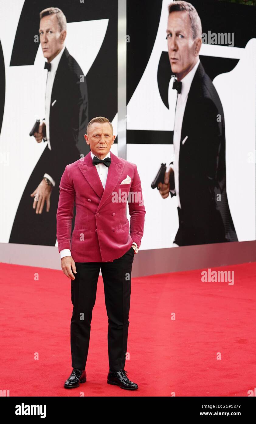 Daniel Craig attending the World Premiere of No Time To Die, at the ...