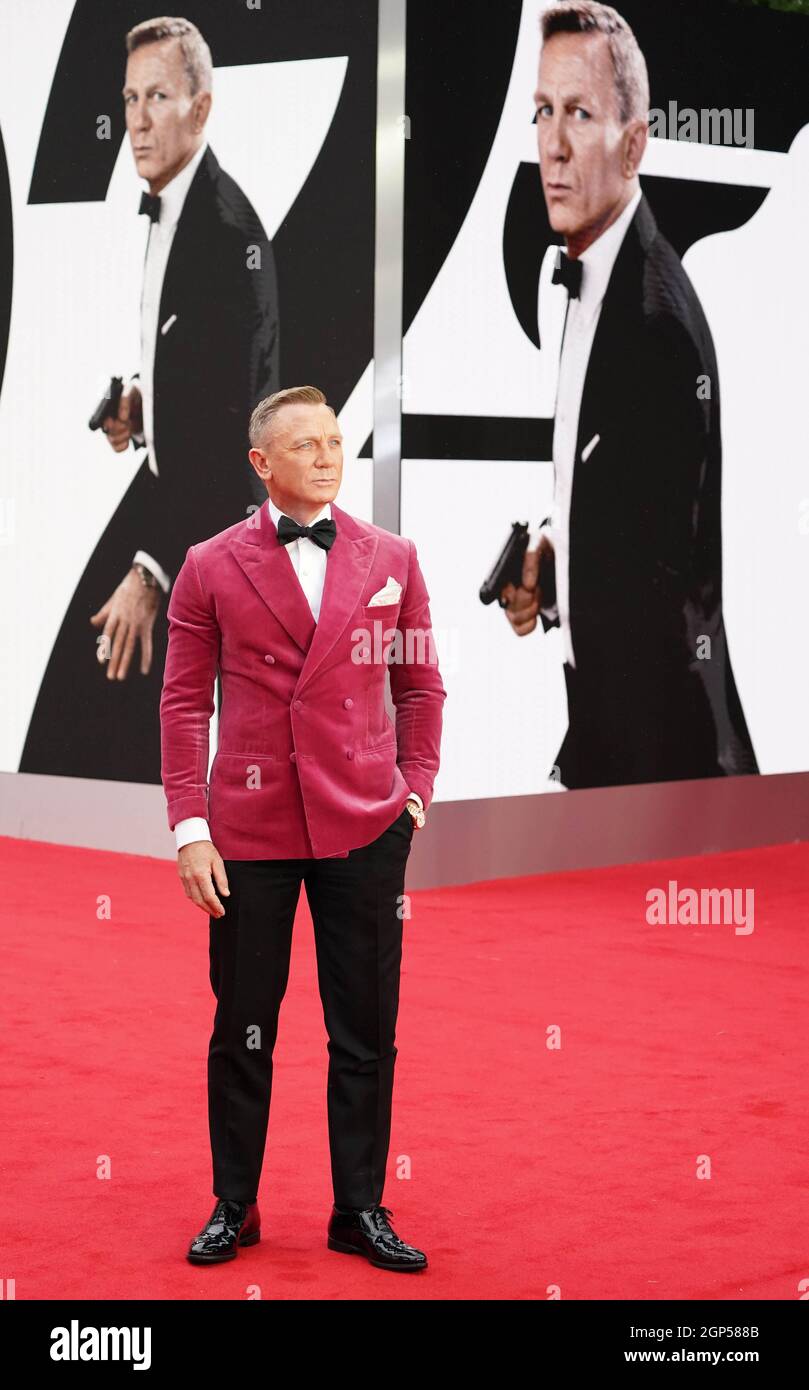 Daniel Craig attending the World Premiere of No Time To Die, at the ...