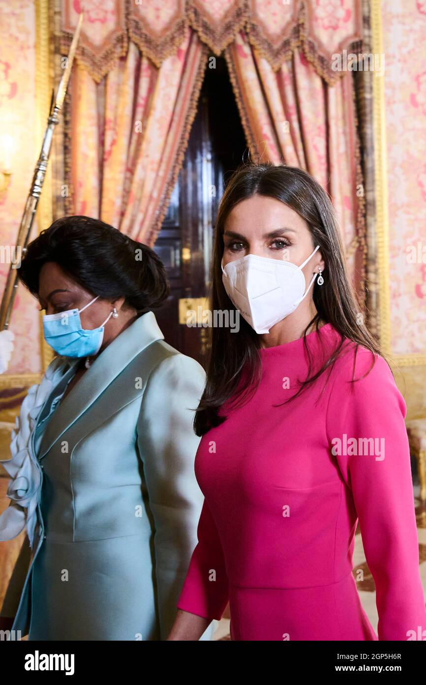 28-09-2021 Madrid Queen Letizia with the president of Angola, Joao ...