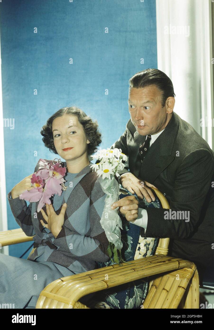 From left: Portland Hoffa, Fred Allen, circa 1930s-early 1940s Stock ...