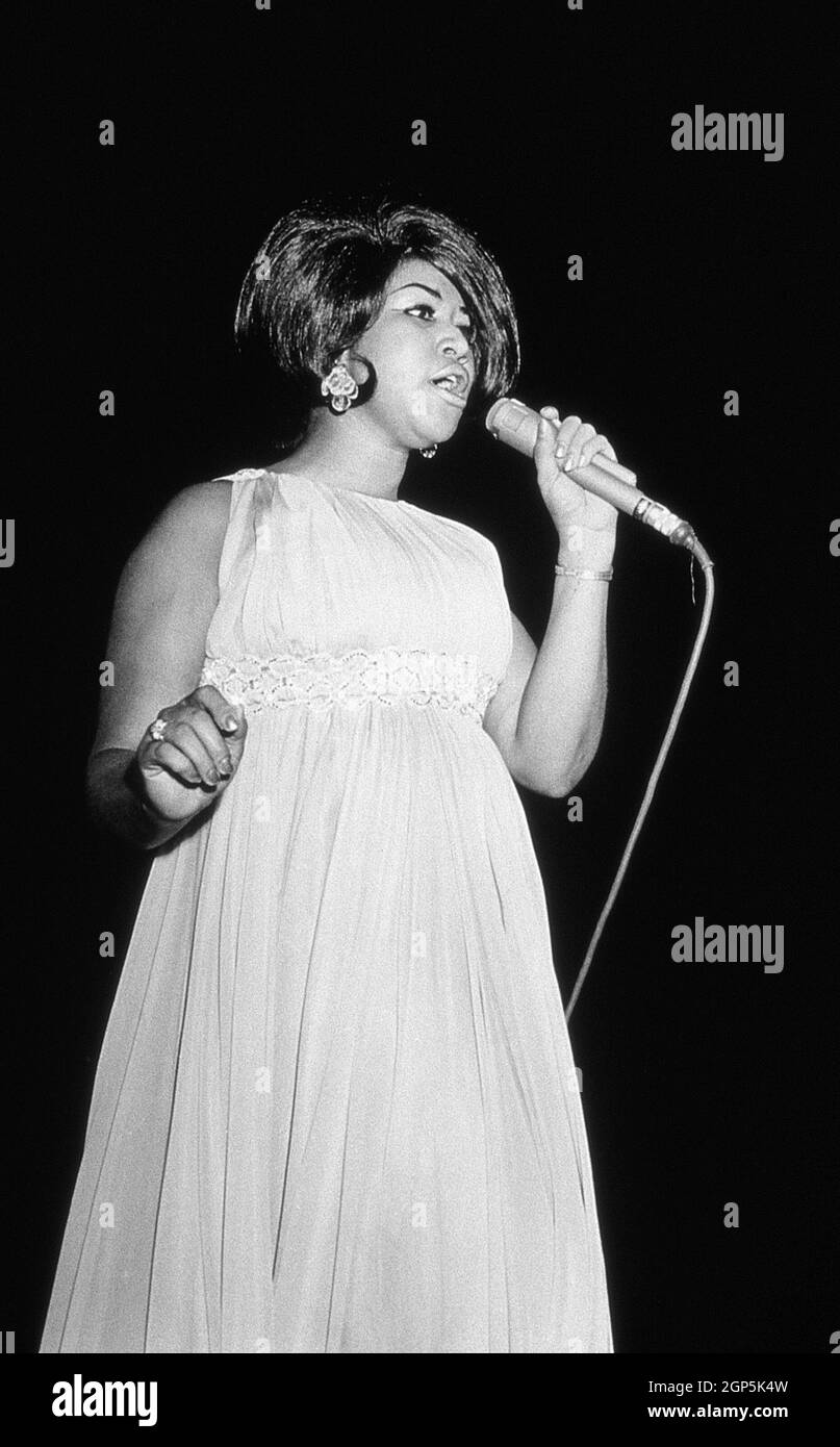 Aretha Franklin, 1960s. ph: Frank Driggs/TV Guide/courtesy Everett ...