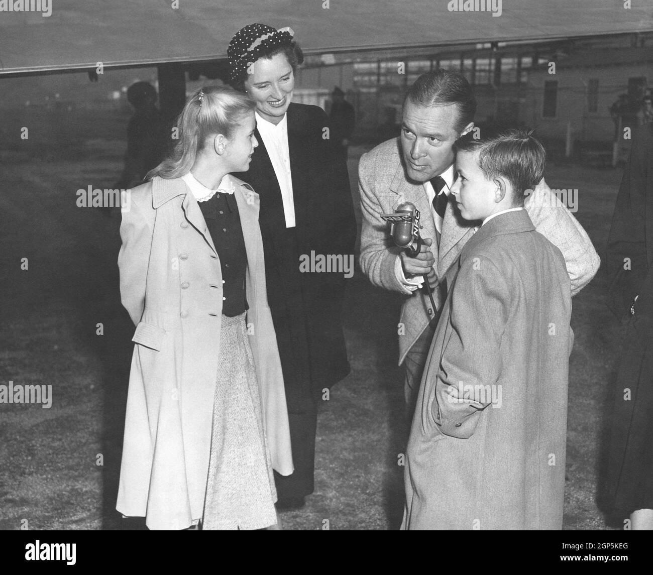 THE BOB HOPE SHOW, Bob Hope interviewing his family for his radio show ...