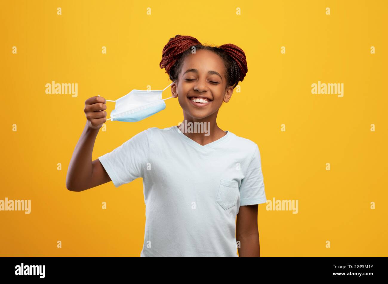 Pretty girl taking off hi-res stock photography and images - Alamy