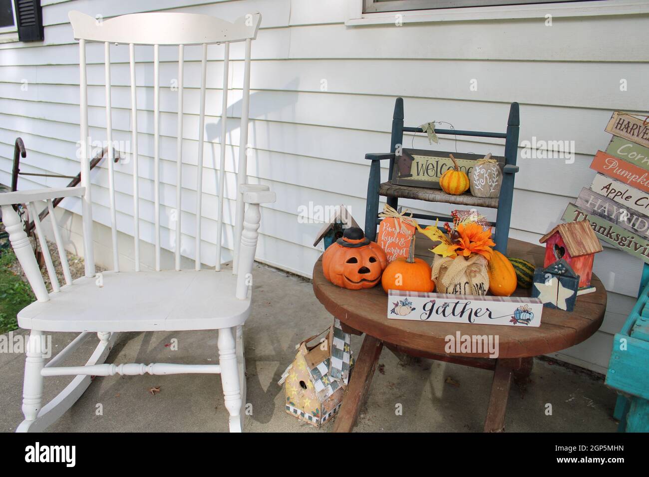 Country Living fall decorations front porch Stock Photo - Alamy