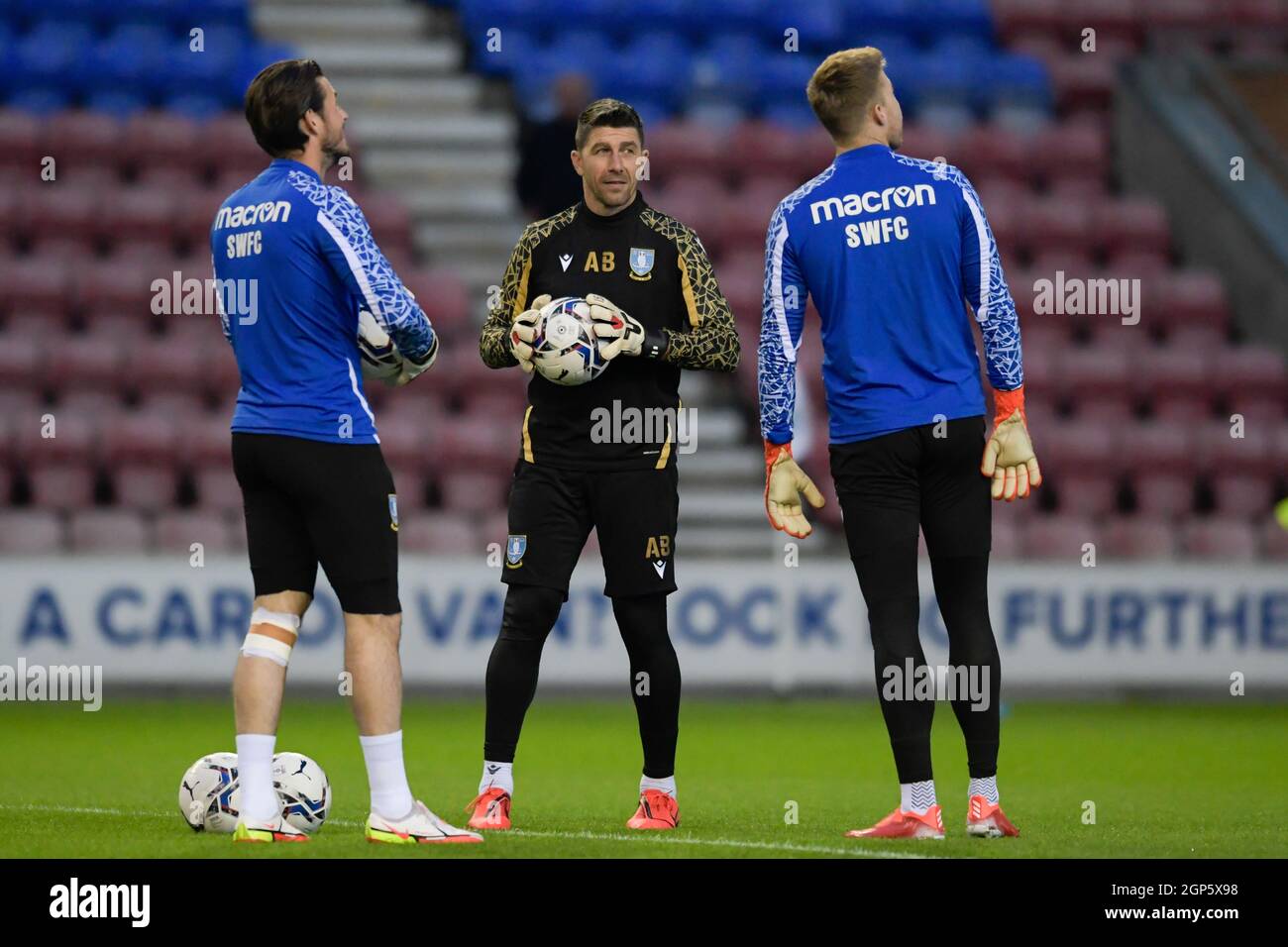 Adriano Basso goalkeeper coach of Sheffield Wednesday speaks Bailey ...
