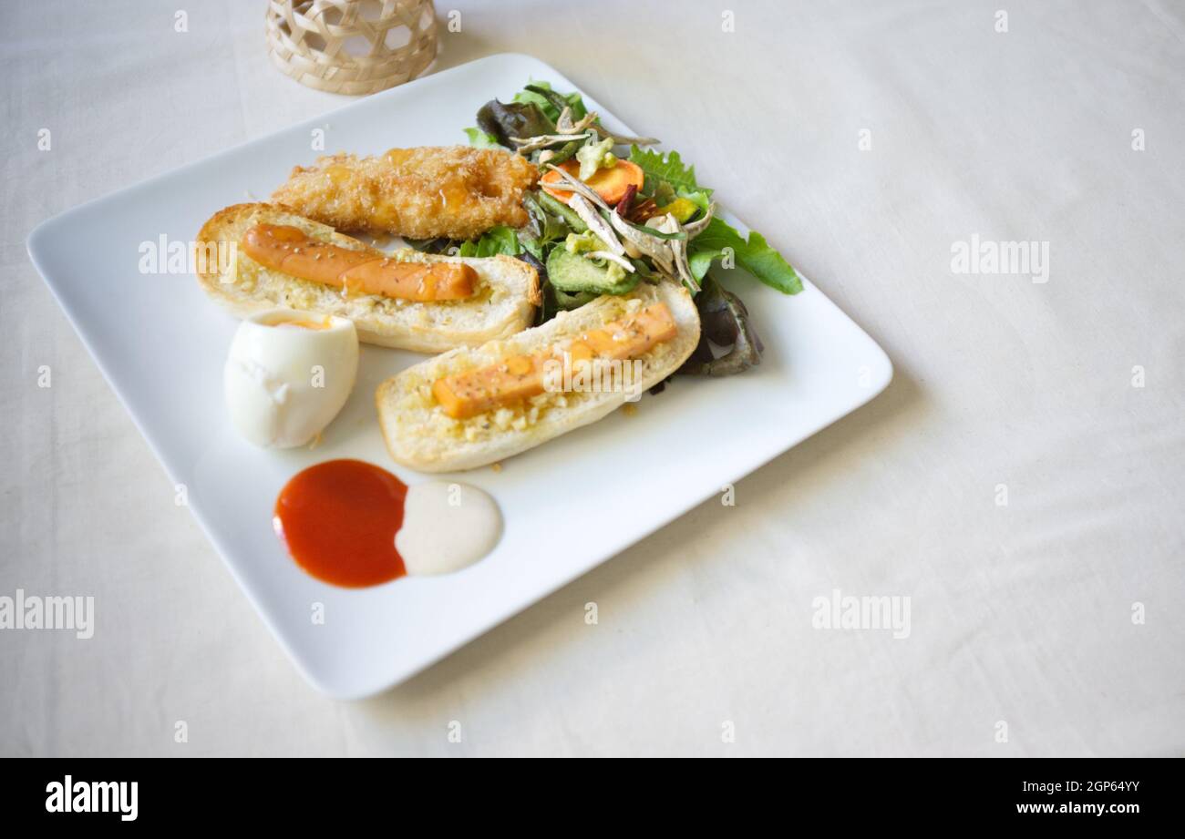 Breakfast set of toast , Fried chicken and Boiled egg Stock Photo - Alamy