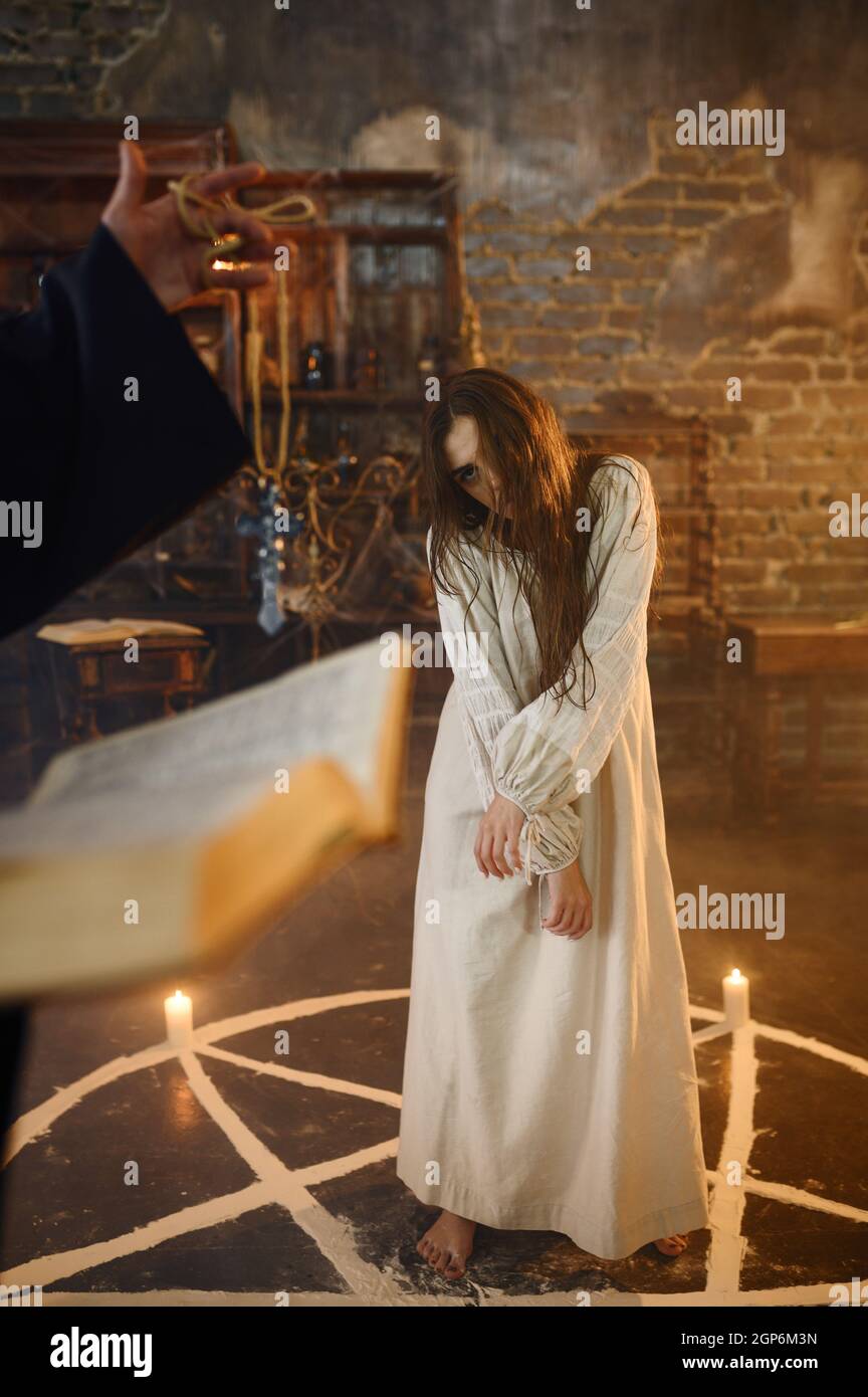 Man casting a spell hi-res stock photography and images - Alamy