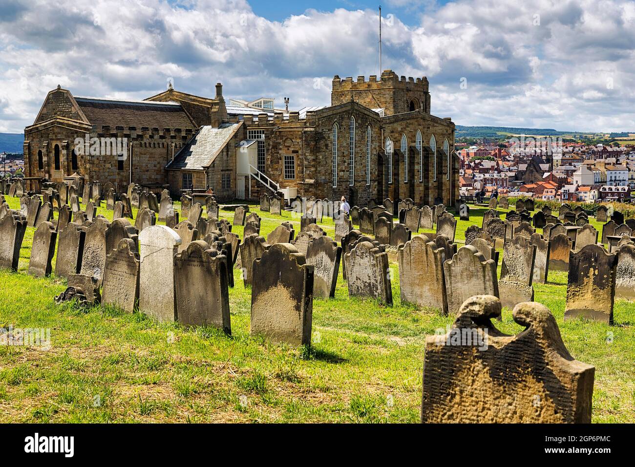 Whitby yorkshire hi-res stock photography and images - Alamy