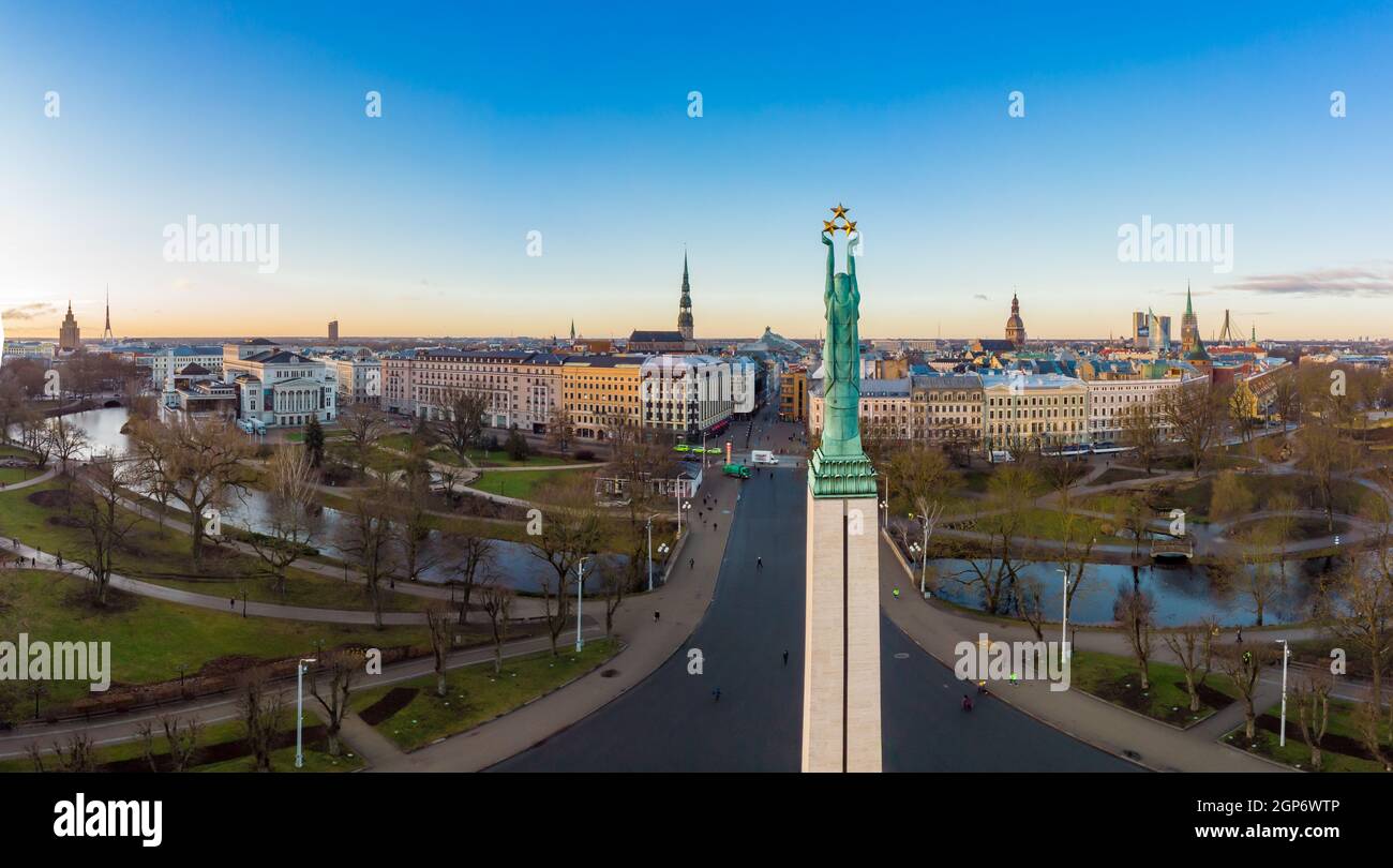 Amazing Aerial panoramic view to Monument of freedom with old town in ...