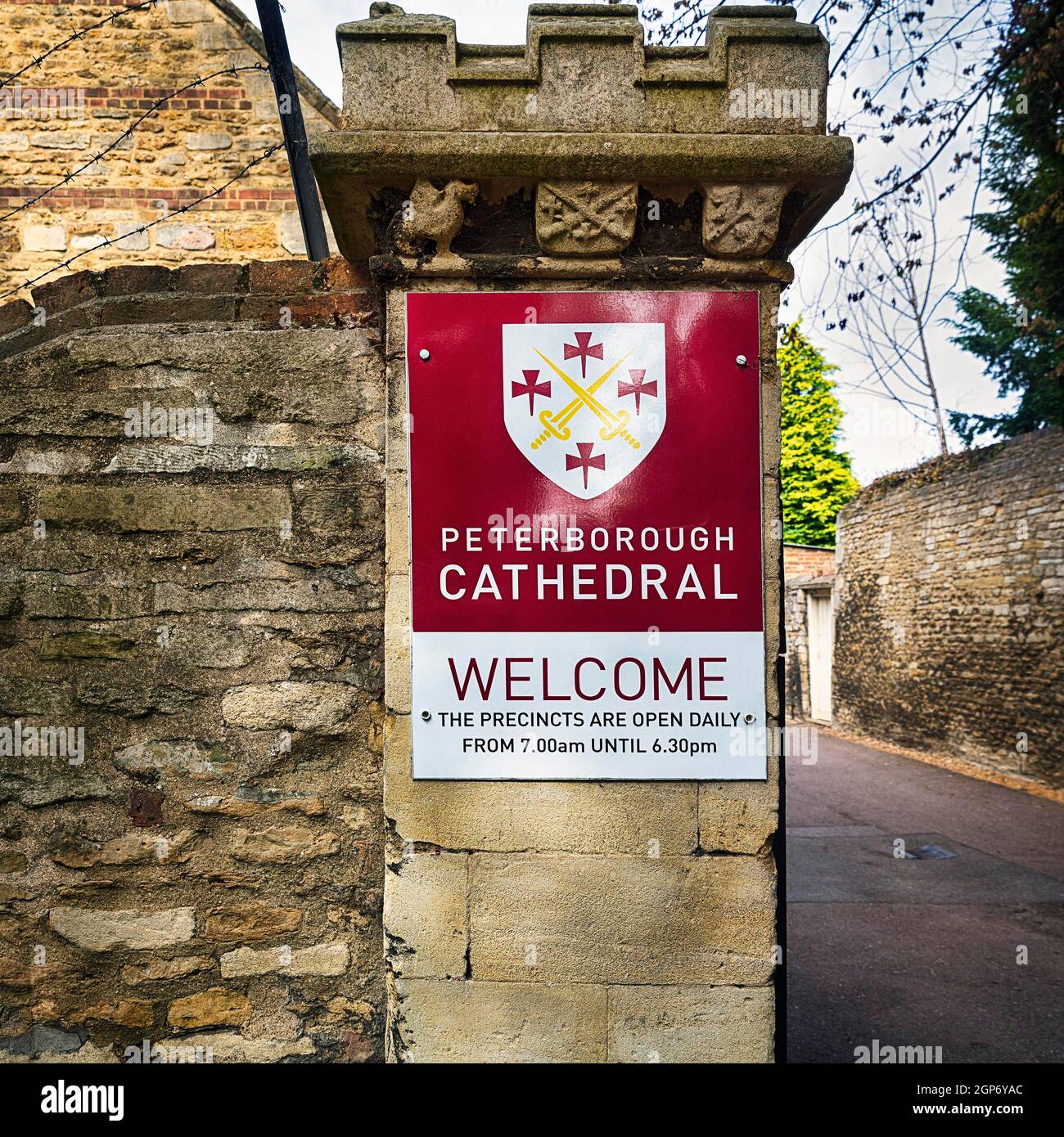 Peterborough welcome sign hi-res stock photography and images - Alamy