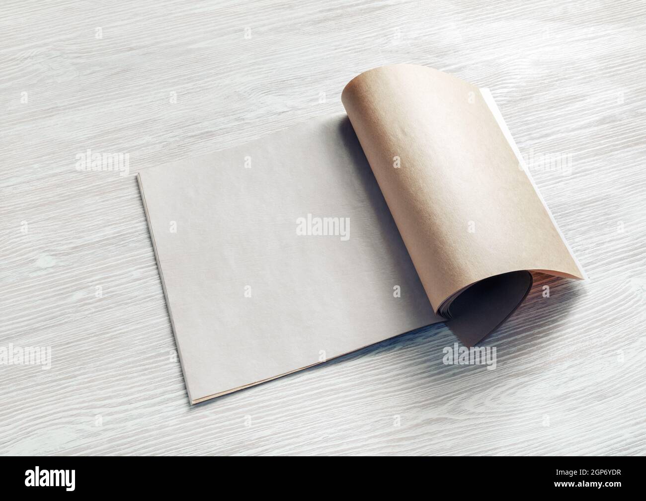 Blank magazine hi-res stock photography and images - Alamy