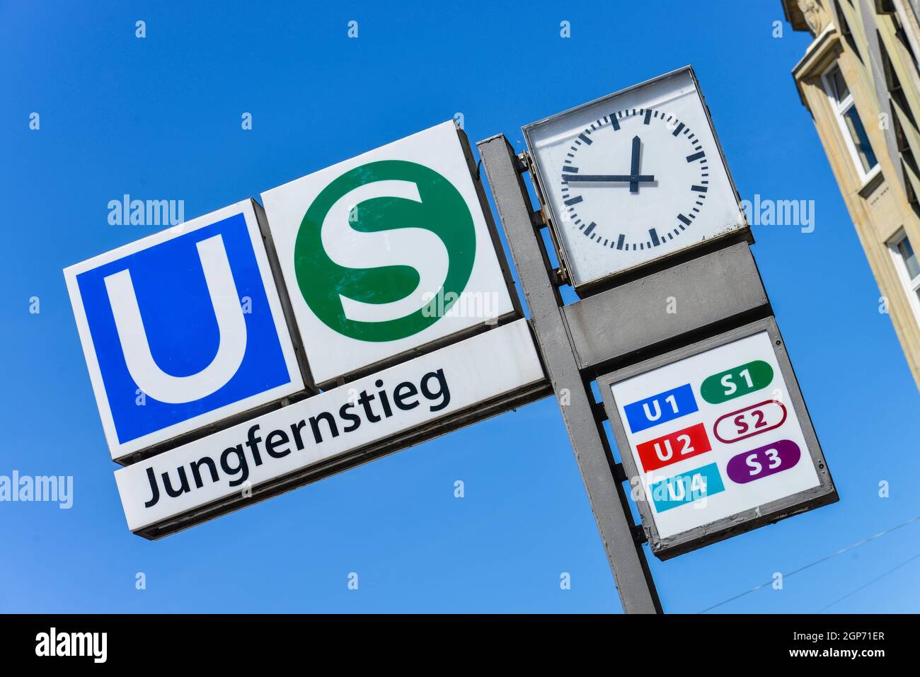 Signs, Underground, S-Bahn, Jungfernstieg, Hamburg, Germany Stock Photo ...