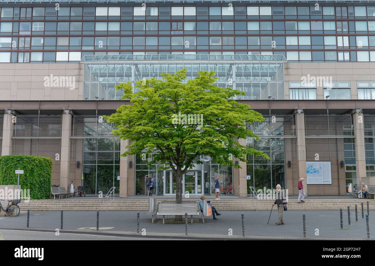 University hospital cologne hi-res stock photography and images - Alamy