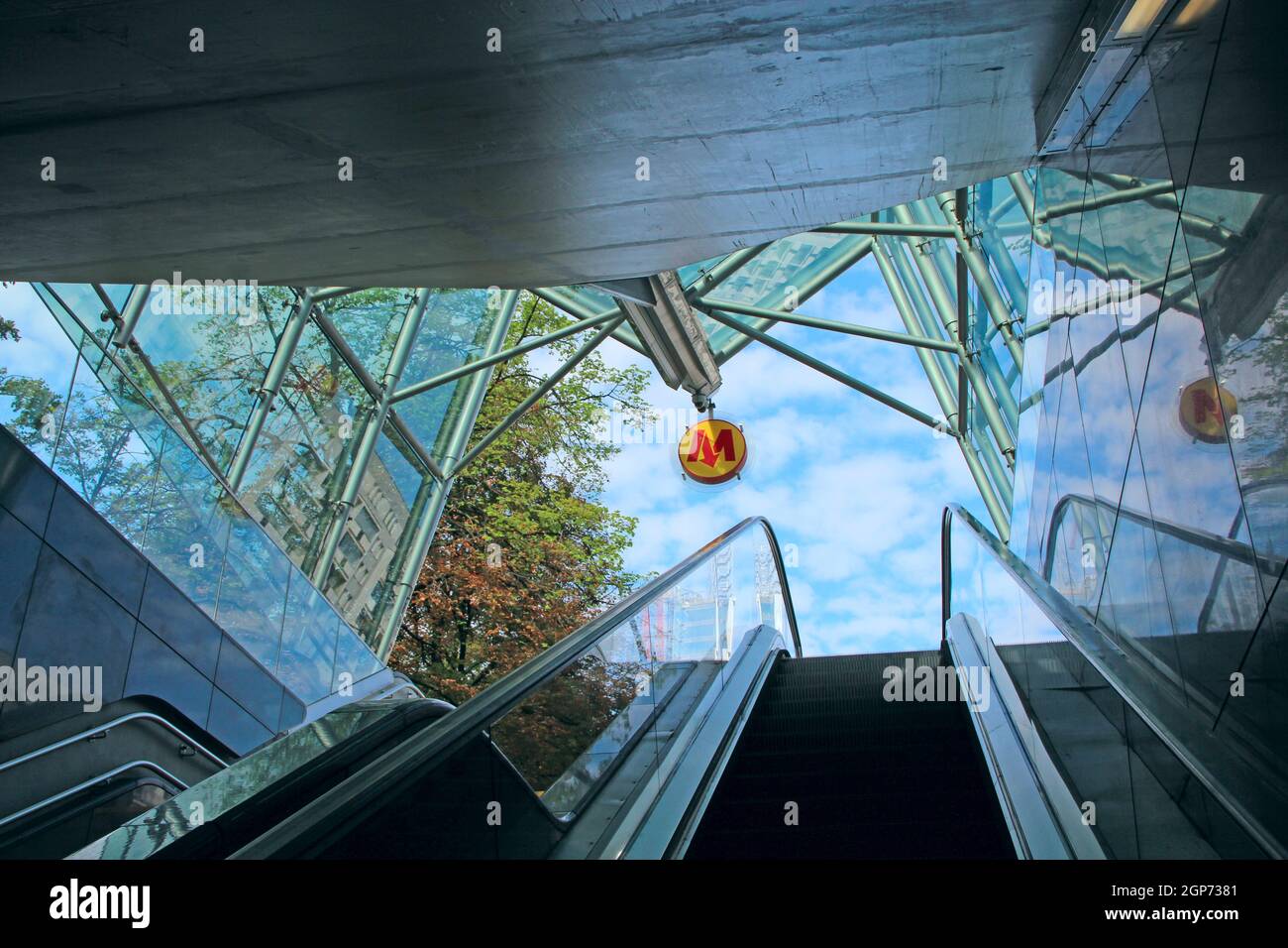 Exit from the metro station in Warsaw. Entrance to modern metro station ...