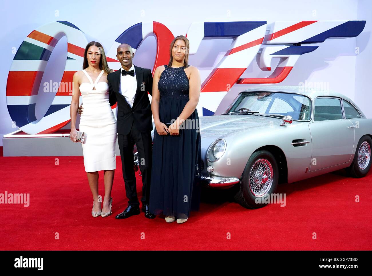 Tania Nell, Sir Mo Farah (centre) and Rhianna Farah attending the World ...