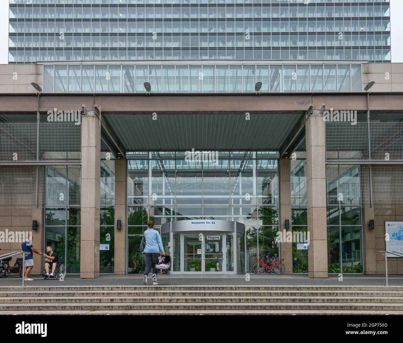 University hospital cologne hi-res stock photography and images - Alamy