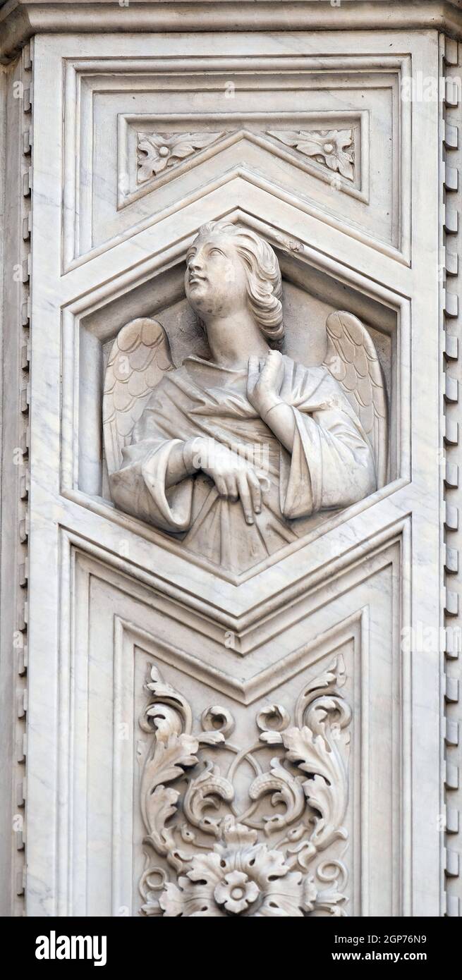 Angel, Portal of Cattedrale di Santa Maria del Fiore (Cathedral of ...
