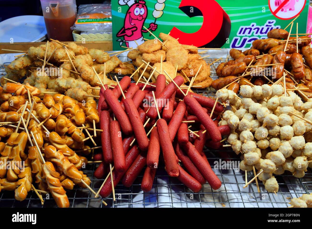 Food stand with typical dishes, Chillva Market, Phuket, Thailand Stock ...