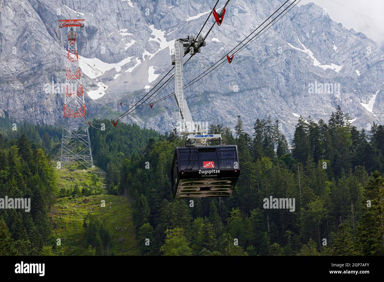 Zugspitze cable car hi-res stock photography and images - Alamy