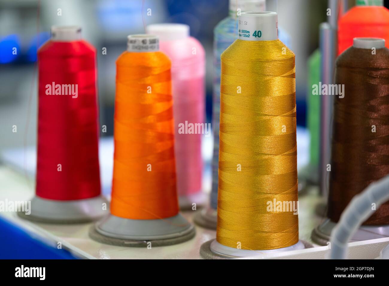 Roll thread used in sewing hi-res stock photography and images - Alamy