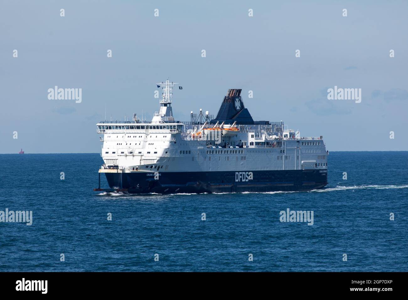English ferry hi-res stock photography and images - Alamy
