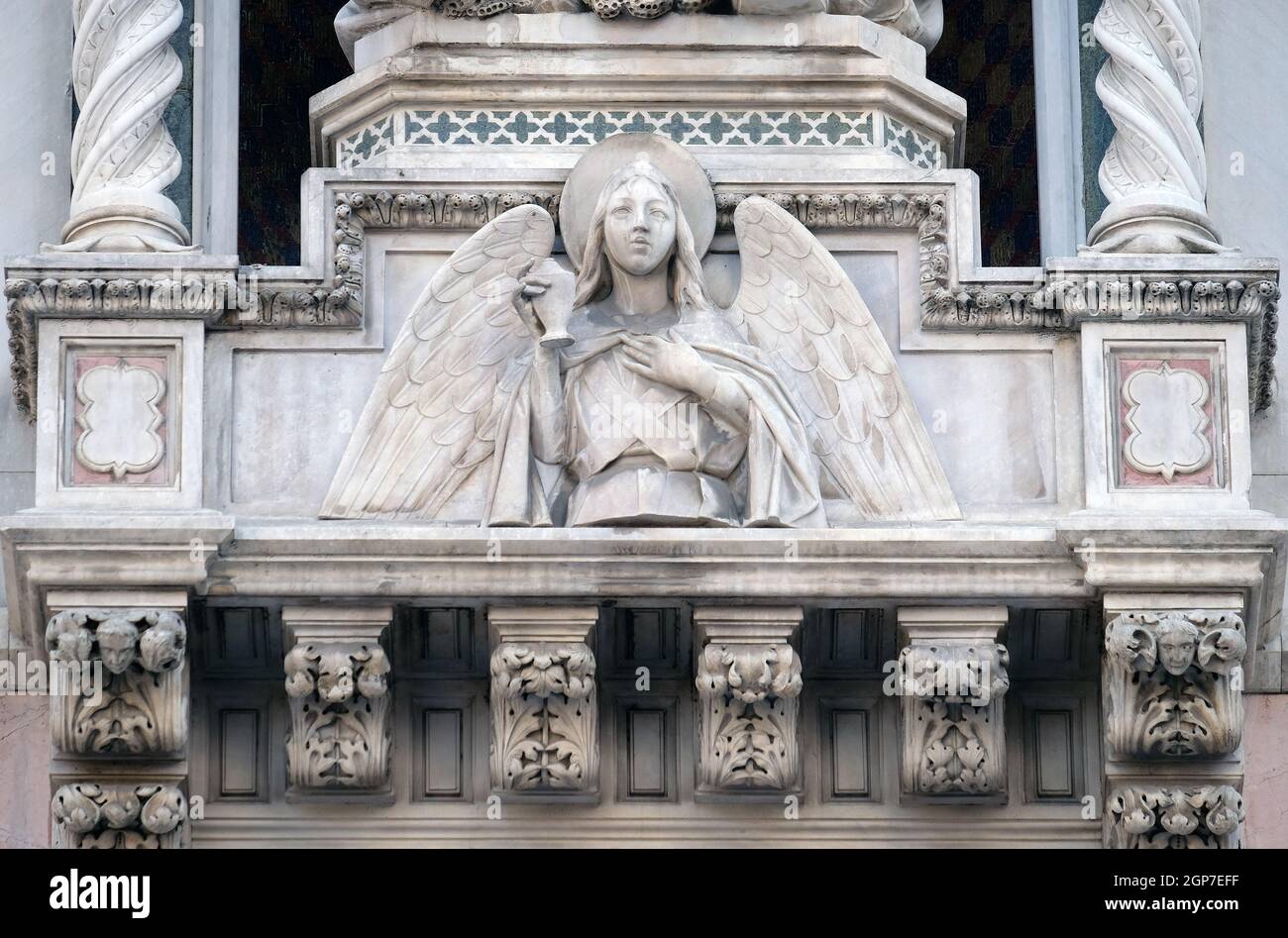 Angel, Portal of Cattedrale di Santa Maria del Fiore (Cathedral of ...