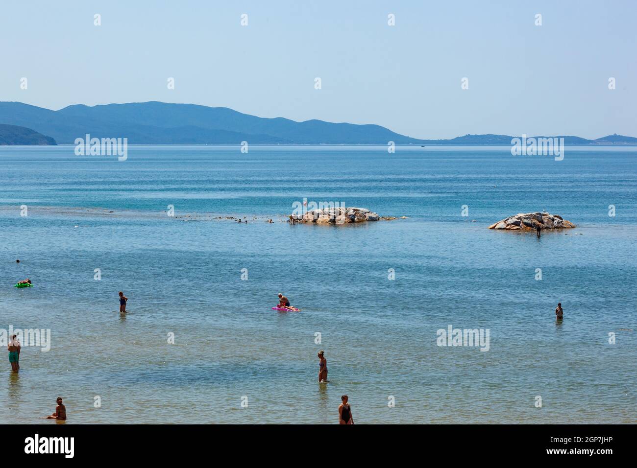 Follonica beach hi-res stock photography and images - Alamy