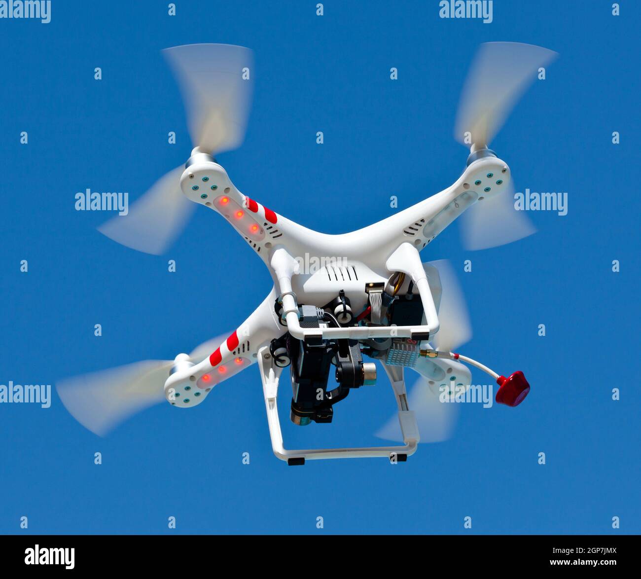 Quadcopter in flight hi-res stock photography and images - Alamy