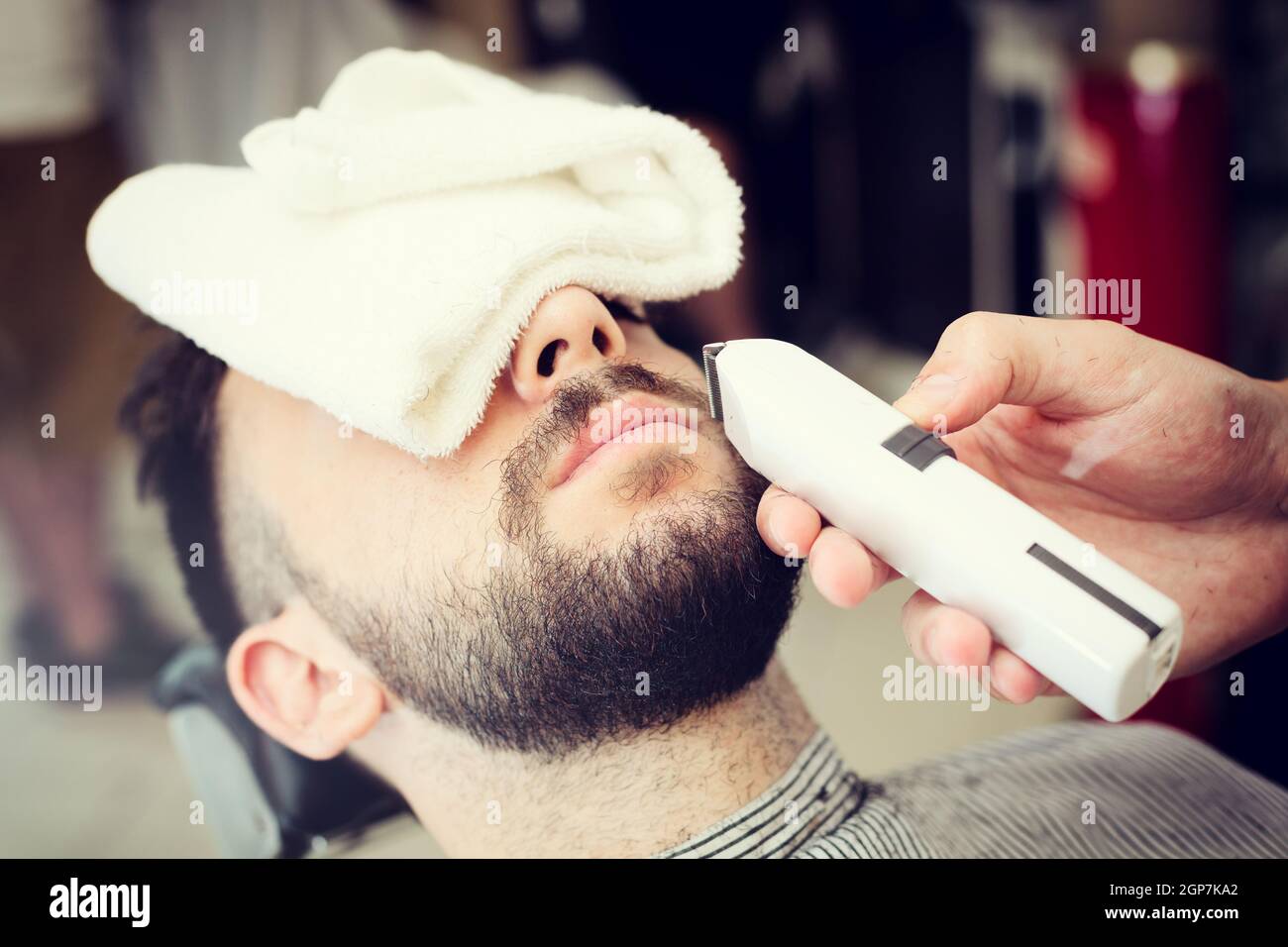 The ritual barbershop hi-res stock photography and images - Alamy