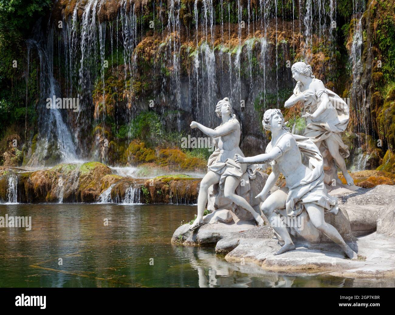 Mythological statues hi-res stock photography and images - Alamy