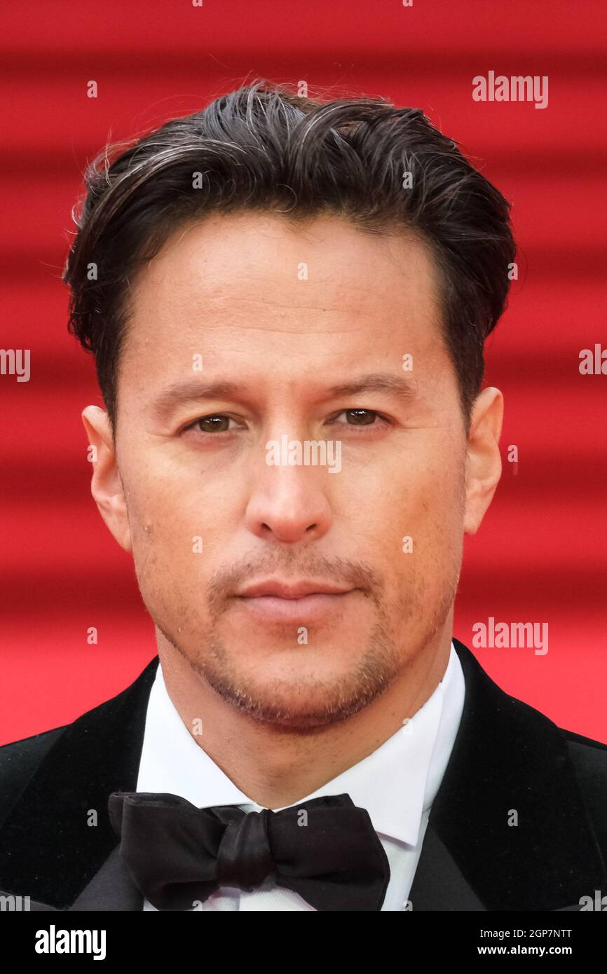 Cary fukunaga bond hi-res stock photography and images - Alamy