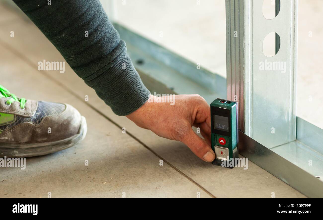 Laser meter hi-res stock photography and images - Alamy