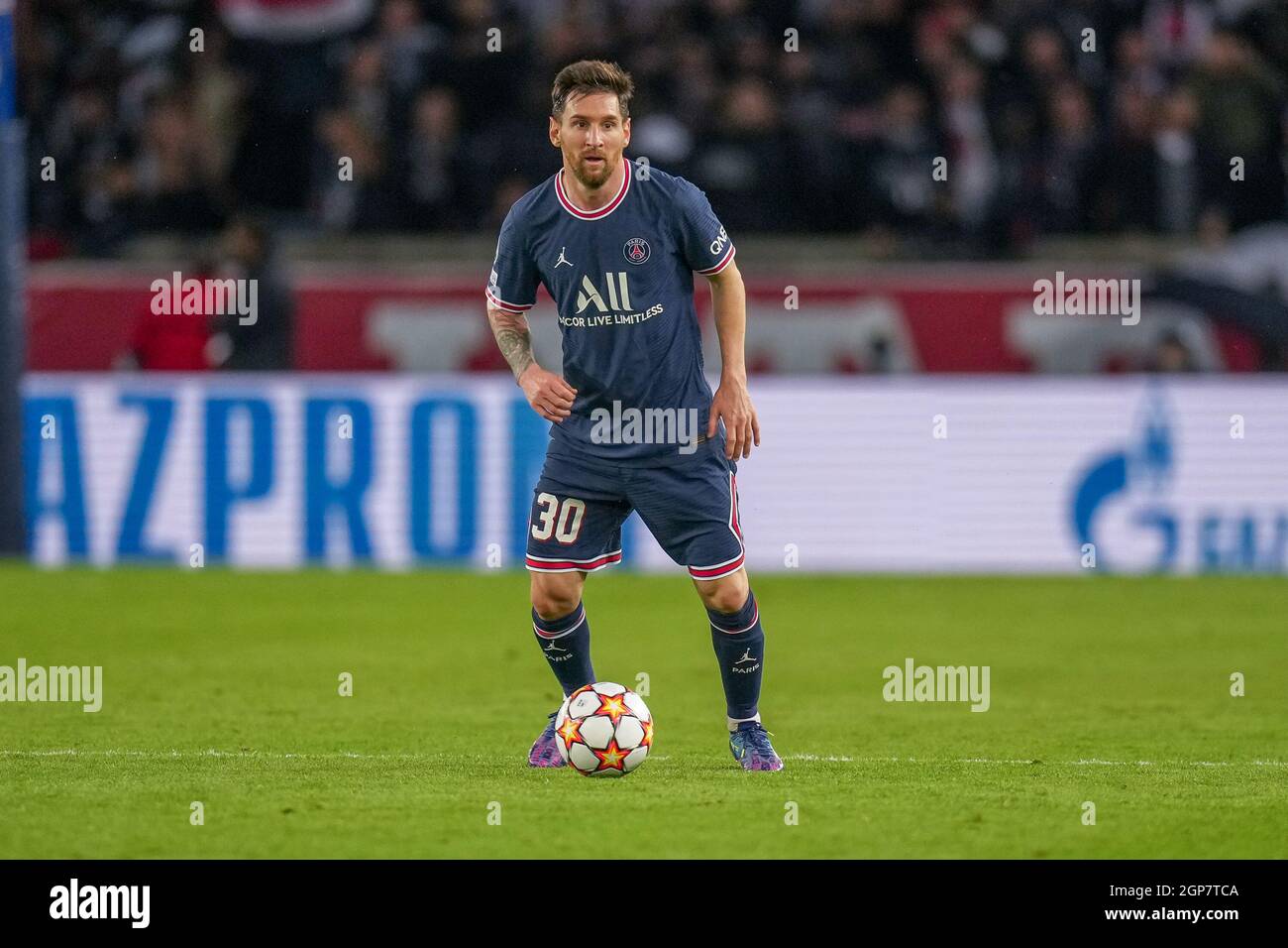 Messi psg hi-res stock photography and images - Alamy