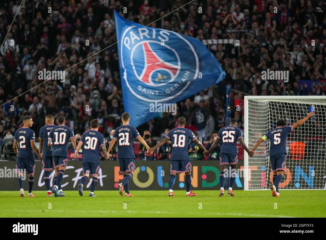 Psg celebrate 2021 hi-res stock photography and images - Alamy