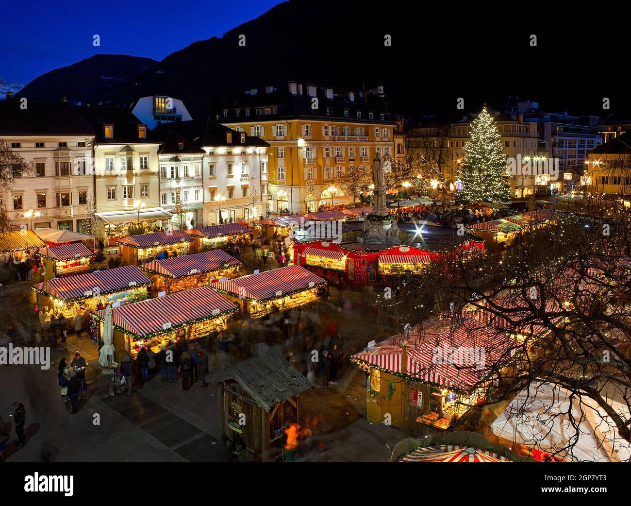 Bolzano christmas market hi-res stock photography and images - Alamy
