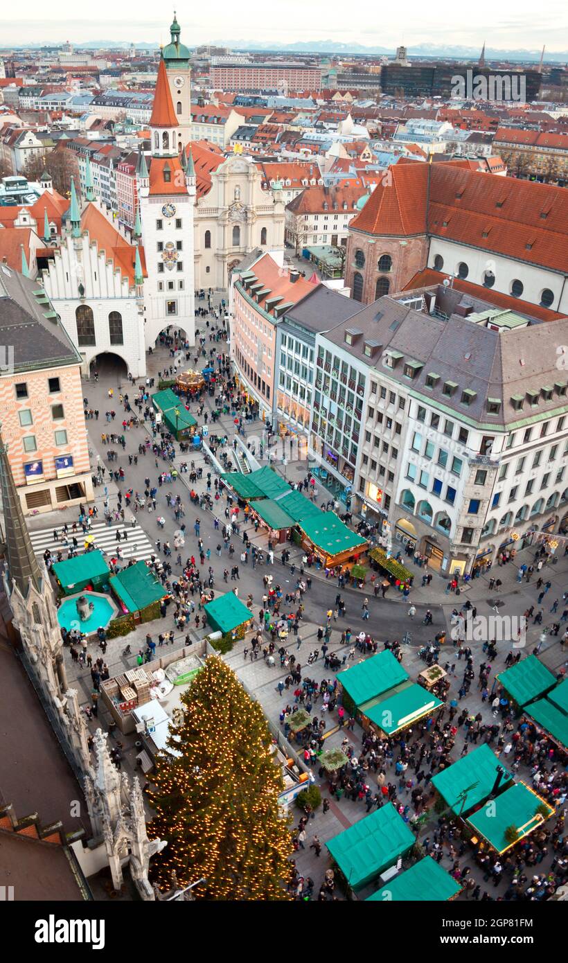 Famous Zodiac Clock Tower on the facade of the old town hall ...