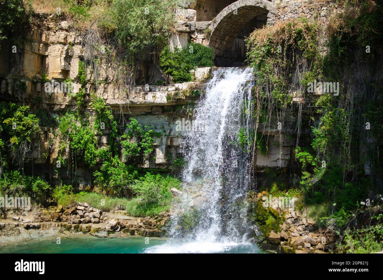 Waterfalls in the lake Stock Photo - Alamy