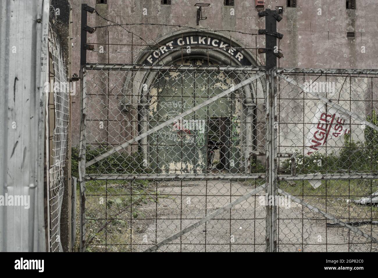 Fort Gilkicker at the East end of Stokes Bay, Gosport, Hampshire Stock ...
