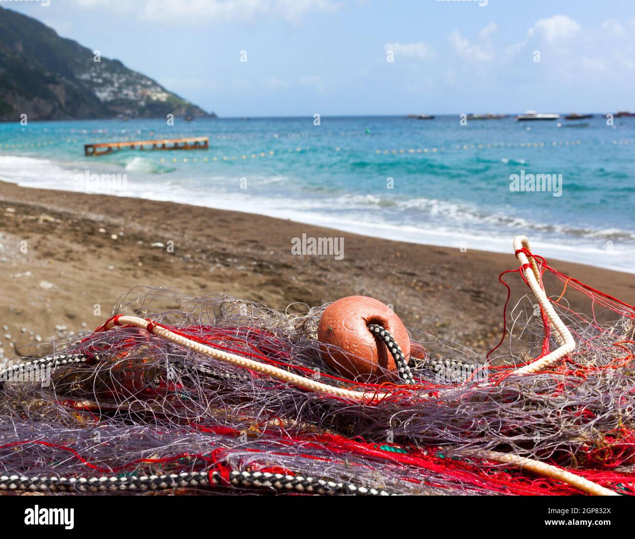 Amalfi positano fish hi-res stock photography and images - Alamy
