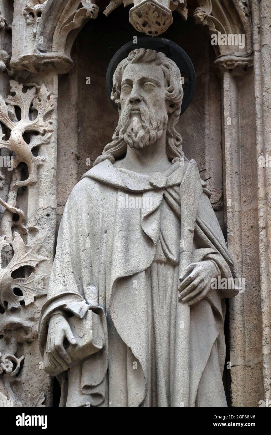 Apostle, statue on the portal of the Saint Merri Church, Paris, France ...