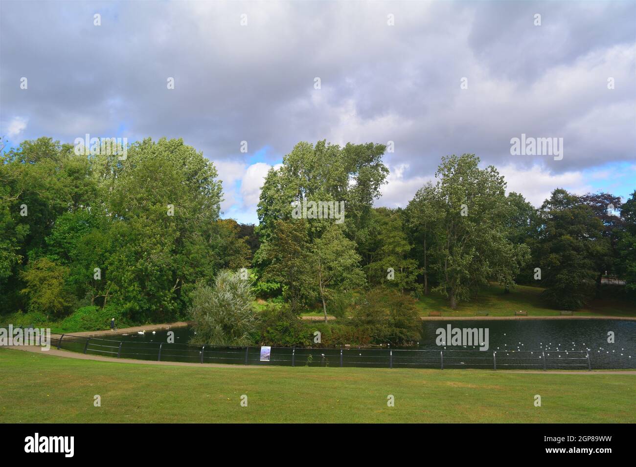 Abington Park in Northampton Northamptonshire Stock Photo - Alamy