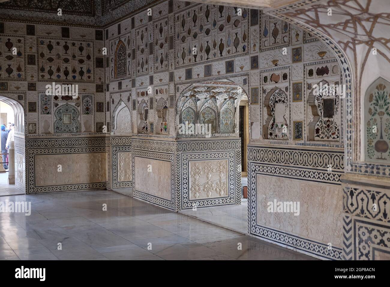 Mirror Palace at Amber Fort in Jaipur, Rajasthan, India Stock Photo - Alamy
