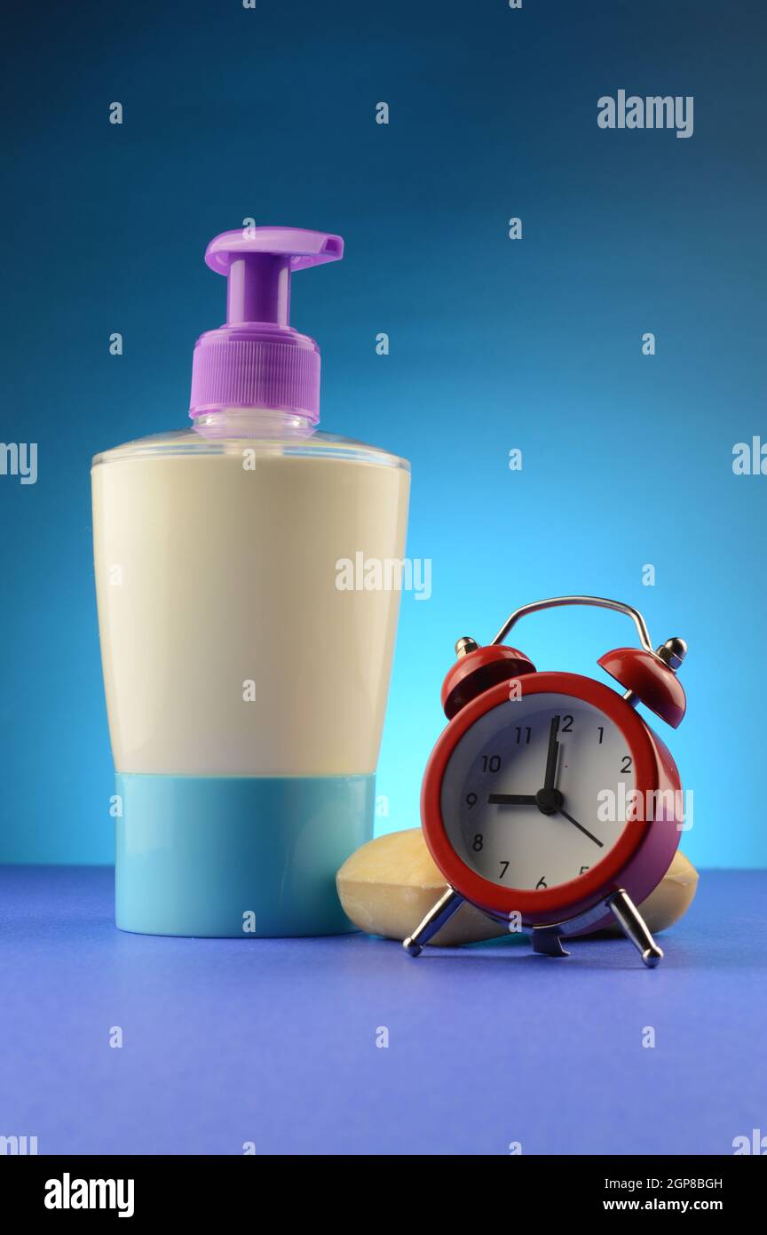 A clock reminds us to wash our hands in a timely manner Stock Photo - Alamy