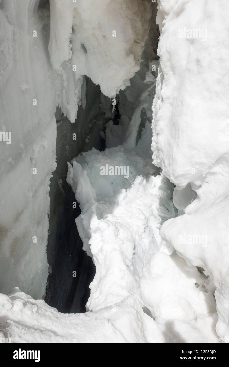inside a crevasse in the swiss alps Stock Photo - Alamy