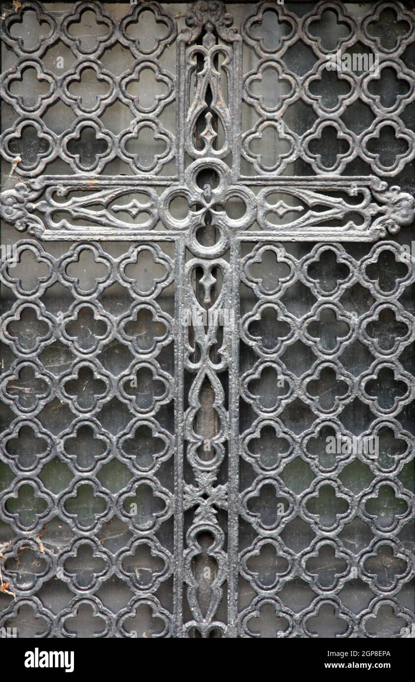 Beautiful example of an ornate Paris tomb door in the Pere Lachaise ...